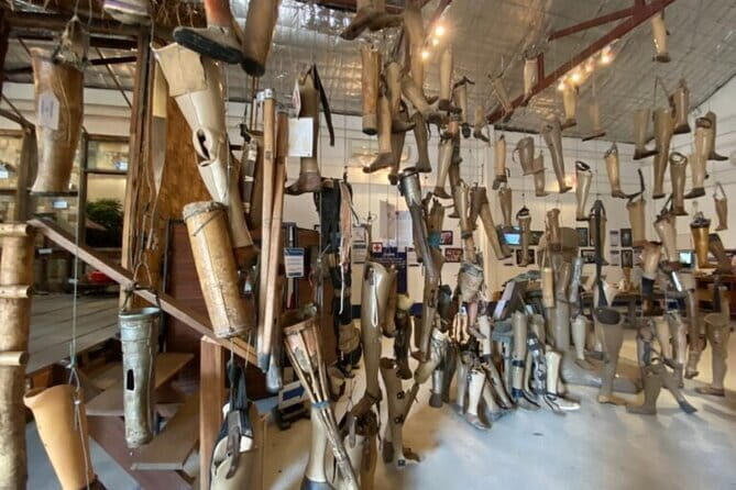 Vientiane Private Full-Day Tour with Buddha Park and Lunch - What to Expect from the Experience