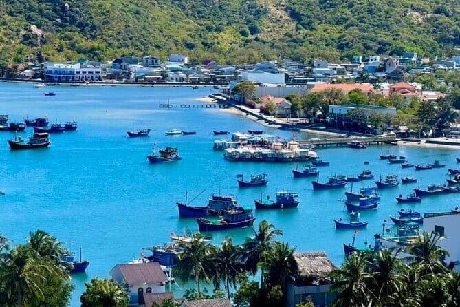 Vinh Hy Bay Snorkeling, Hidden Waterfall Discovery from Mui Ne - A Deep Dive into the Daya of the Tour