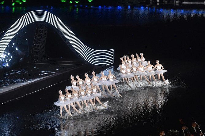 VIP Seated Enduring Memories of Hangzhou Show Tour with Authentic Dinner - What to Expect at Hefang Street