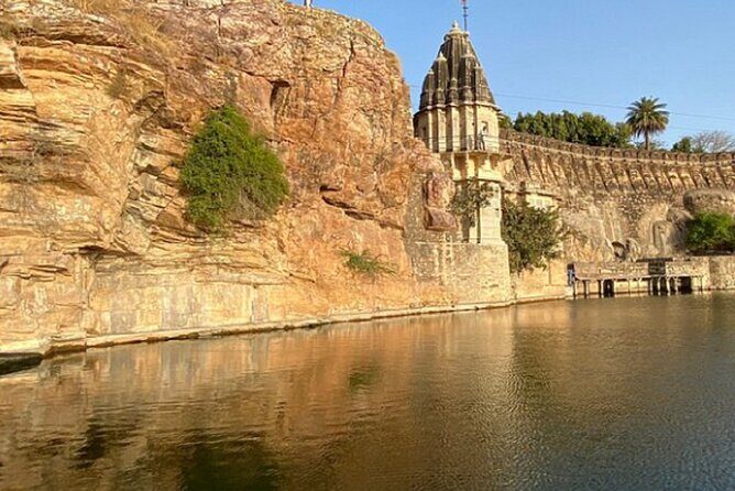 Visit Chittorgarh Fort with Udaipur Drop from Pushkar with Guide - Practical Tips & Considerations