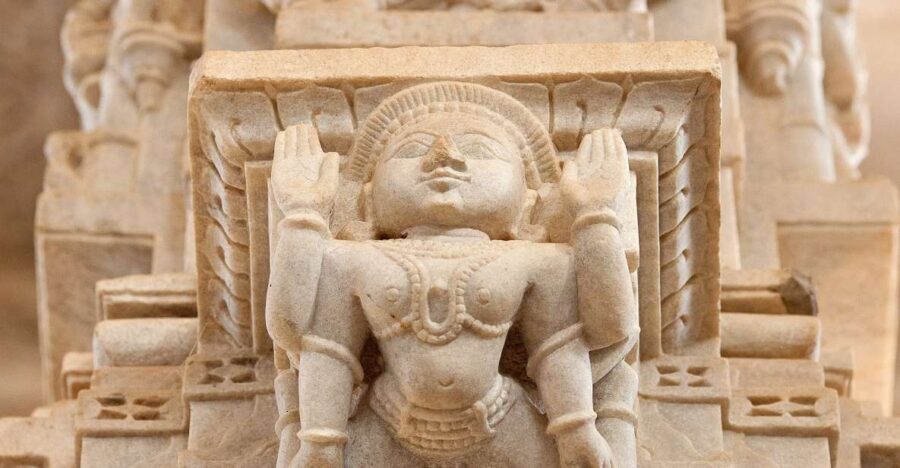 Visit Ranakpur Temple With Udaipur Drop from Jodhpur - The Architectural Marvel of Ranakpur Jain Temple