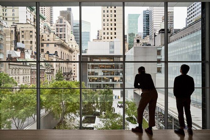 Visit the Museum of Modern Art and Manhattan Walking Tour - A Walk Through Manhattan’s Highlights