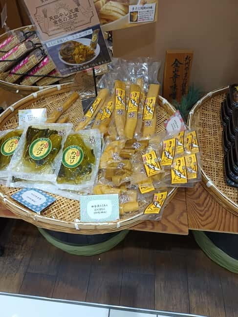 Wakayama: Private Station Food Hall Support with Guide - The Practicalities: Group Sizes, Duration, and Cost