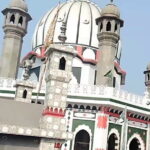 Walking Tour and Rickshaw Ride through The Bazaars of old Amritsar - Food and Market Atmosphere