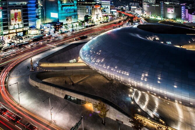 Walking Tour of Dongdaemun DDP, Cheonggyecheon, Gwangjang Market - Exploring the Itinerary: What You Can Expect