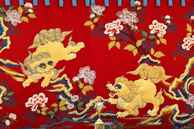 Walking Tour of Takayama Festival Floats and Historic Street - Who Should Consider This Tour?