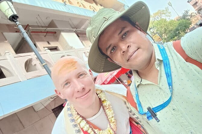 Walking Tour-Sunset Boat Tour - Evening Ganga Aarti Tour by VLT - Who Should Consider This Tour?