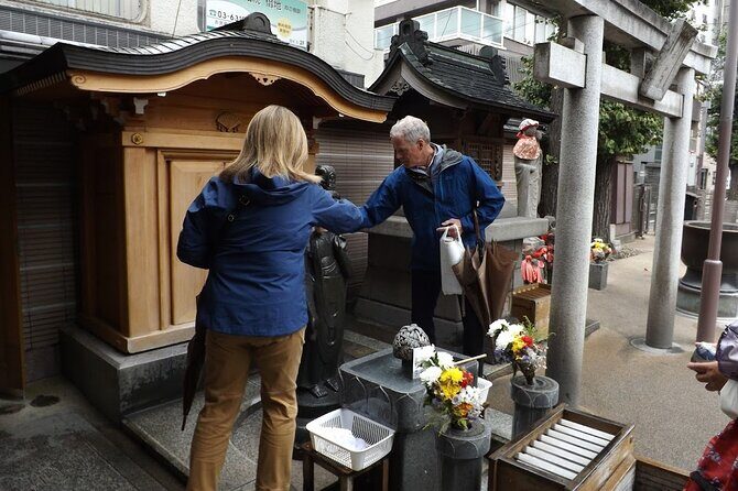 Wash Bodhisattva and Explore Japanese Garden, Tokyo. - What Makes This Tour Special?