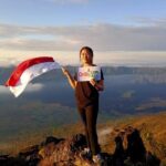 Watch the sunrise from the top of Mount Batur volcano - Reaching the Summit: Witnessing the Sunrise