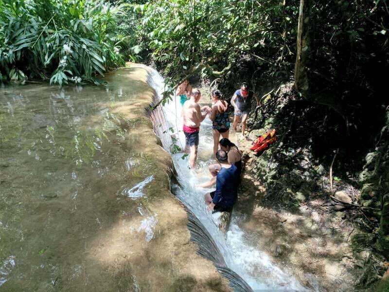 Waterfalls in Huatulco "Tradition and fun in the Sierra". - Deep Dive into the Itinerary