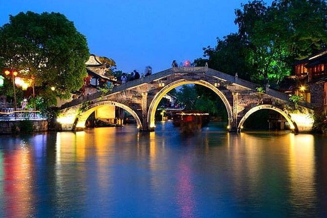 Wuzhen Ancient Water Town Private Night Tour from Hangzhou with Dinner Option - The Itinerary Breakdown