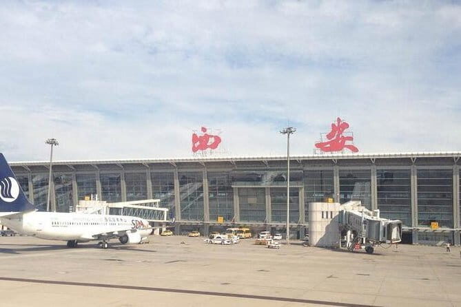Xi'an Airport Transfer: From Hotel to Xianyang International Airport - The Value for Travelers