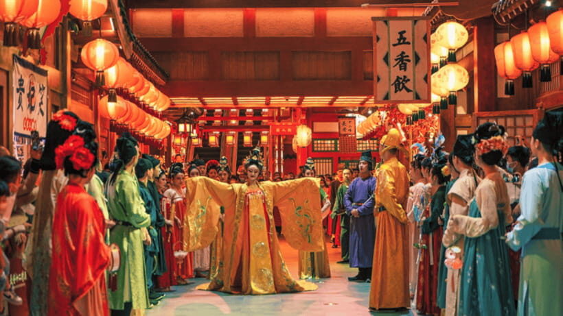 Xi'an: Chang'an Twelve Hours Tang Dynasty Banquet - Live Performances: Bringing History to Life