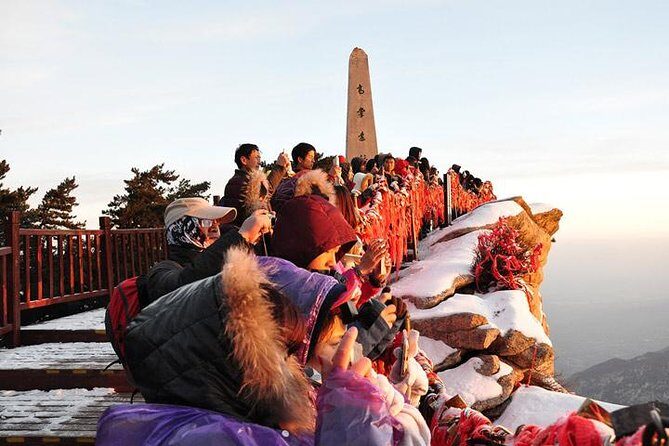 Xian Day Trip to Mt. Huashan with Round-trip Cable Car - Comfort and Convenience