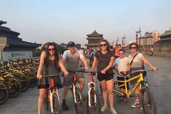 Xi'an Half-Day Experience: Walking and Biking Tour Around Ancient City Wall - The Experience for Different Travelers