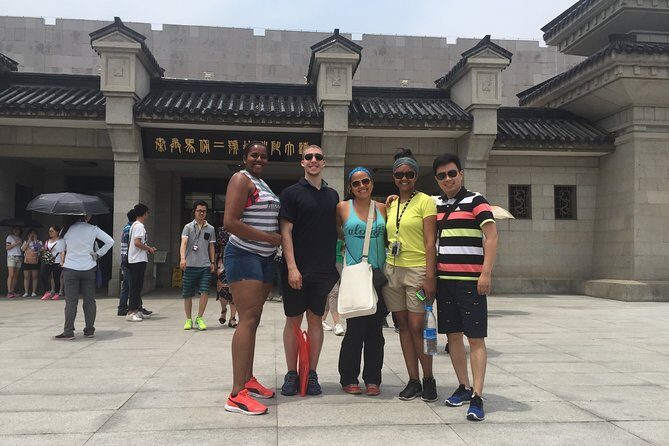 Xi'an Private Tour to visit Terracotta Warriors and Big Wild Goose Pagoda - An Overview of the Full-Day Private Tour in Xian