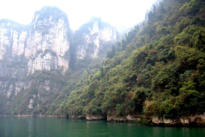 Yangtze River Cruise from Yichang to Chongqing Upstream in 5 Days 4 Nights - What the Experience Means for You