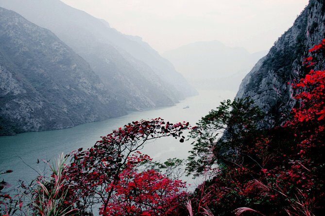 Yangtze River Deluxe Cruise 4D/3N from Chongqing to Yichang - The Practical Side: What Travelers Need to Know