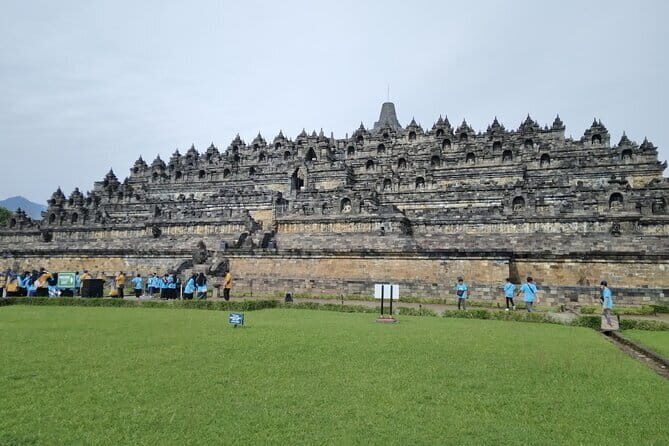 Yogyakarta: Borobudur Top Access (Ticket Assistance) & Selogriyo - Who Should Consider This Tour?