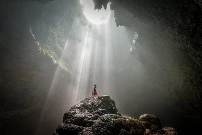 Yogyakarta Heavenly Light Jomblang Cave Adventure Join Tour - Who Should Consider This Tour?