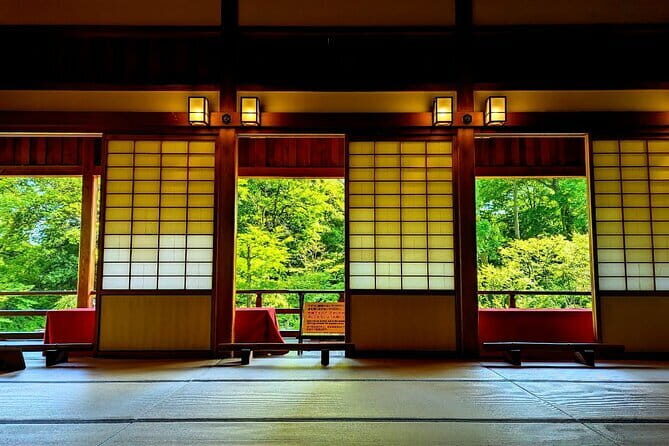 YokaBus Kokura Castle Tea Ceremony and Japan Toilet Innovation - The Cutting-Edge TOTO Museum