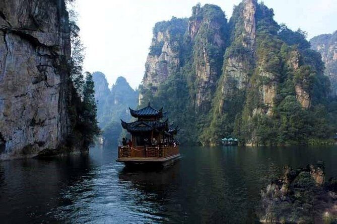 Zhangjiajie Avatar Adventure Hiking Tour Include All Highlights - Exploring the Itinerary: What You Can Expect Day by Day
