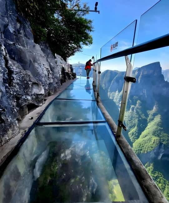 Zhangjiajie: Mountain Peaks and Nighttime Dreams Tour - What to Expect: Practical Details