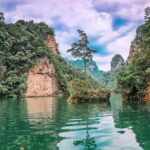 Zhangjiajie Private Day Trip to Grand Canyon Glass Bridge & Baofeng Lake - Practical Details and Considerations