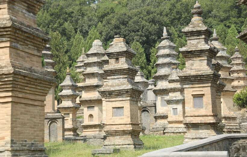 Zhengzhou: Shaolin Temple and Mt. Song Private Day Tour - Exploring the Shaolin Temple and Mt. Song