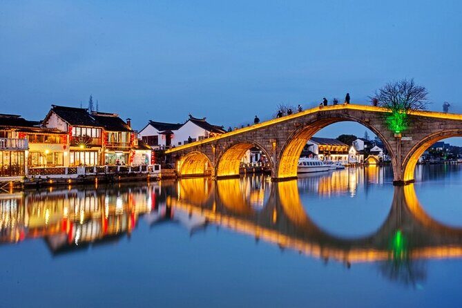 Zhujiajiao Water Town Private Tour with Amazing Night Lights and Rooftop Bar - Overall Impressions and Recommendations