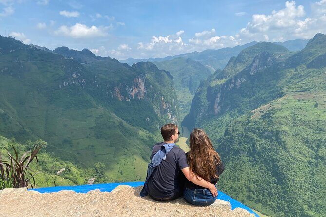 4D3N self-driving Loop tour (small group - private room included) - The Sum Up