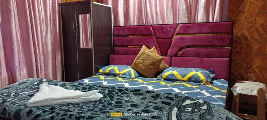 Afroz Tour and Travels - What to Expect from the Kashmir Tour