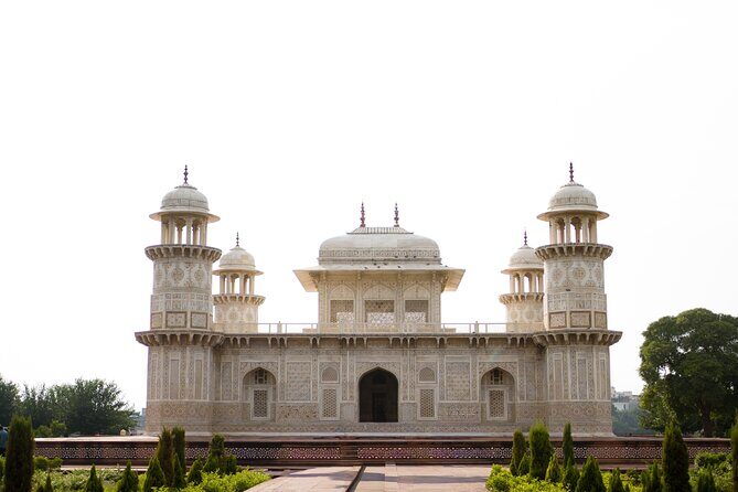 Agra Story and Curated Experiences Day Tour - Analyzing the Value: Price, Duration, and Content