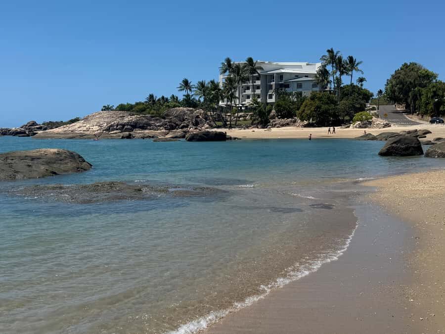 Airlie Beach: Beautiful Bowen Beaches and Seafood Day Trip. - Authentic Flavors at Birds Fish Bar