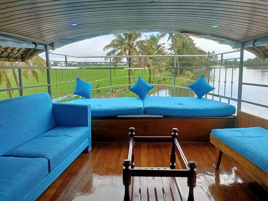 Alleppey: Sunset Houseboat Cruise with Tea and Snacks - What to Expect During the Tour