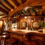 Auckland: Hobbiton & Waitomo Glow Worm Caves Private Tour - Scenic Drive & Lunch Break