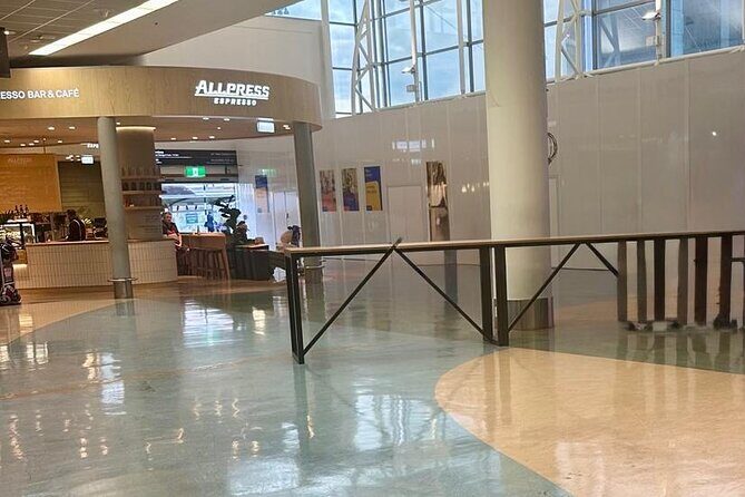 Auckland Private Airport Transfer to/from City Hotels-SUV/Minivan - The Real-Life Experience: What Travelers Say