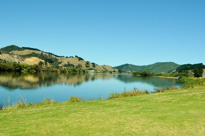 Auckland to Hobbiton Private Tour Shire Movie Set and Waikato - Transportation and Comfort