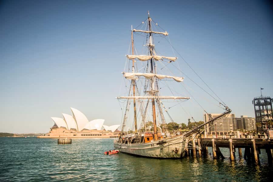 Australia Day: Tall Ships Soren Larsen Dinner & Fireworks - The Itinerary: What to Expect