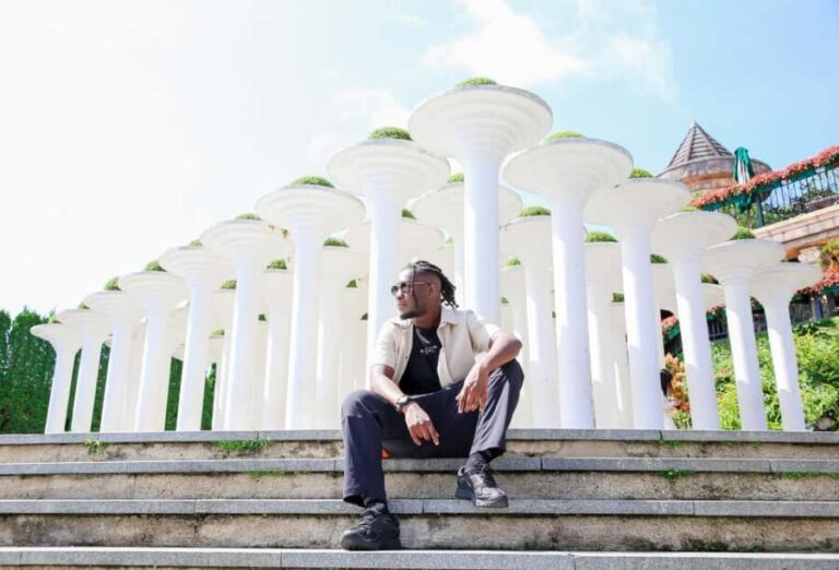 Ba Na Hills Golden Bridge Photoshoot with Memories - What to Expect from the Photos