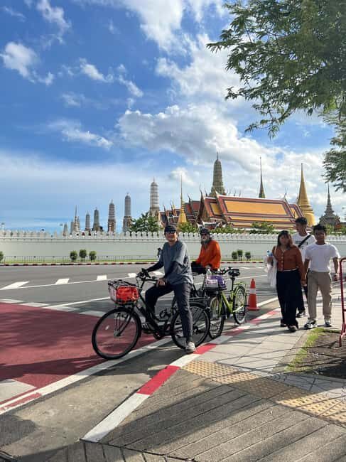 Bangkok: City Bike Rental with Helmet, Lock, Phone Holder - What to Expect on Your Day of Cycling