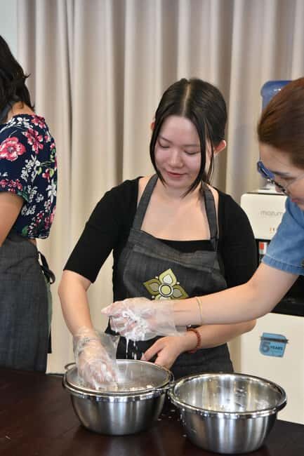 Bangkok: Hands-on Thai Cooking Class & Market Tour in Sathon - The Value Proposition