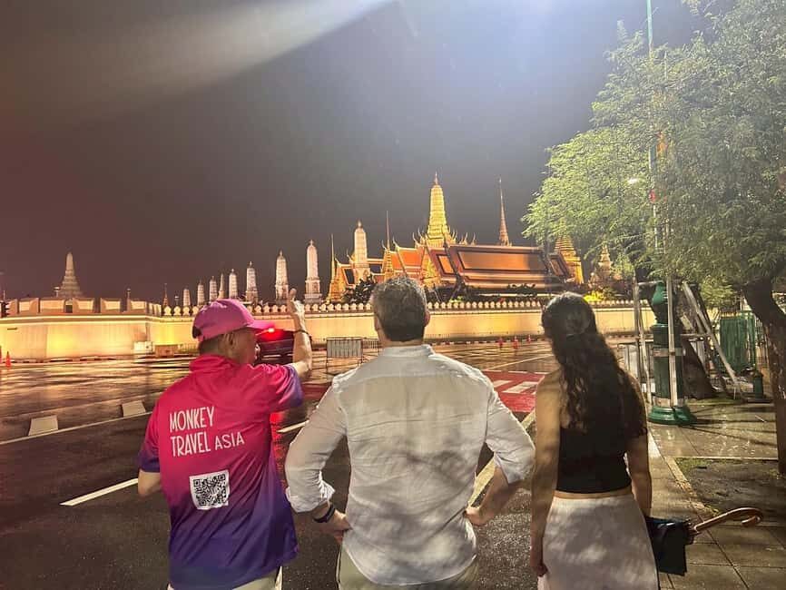 Bangkok: Tuk Tuk Adventure Chinatown Michelin Food & Temples - Stops Along the Way: What You’ll See and Do