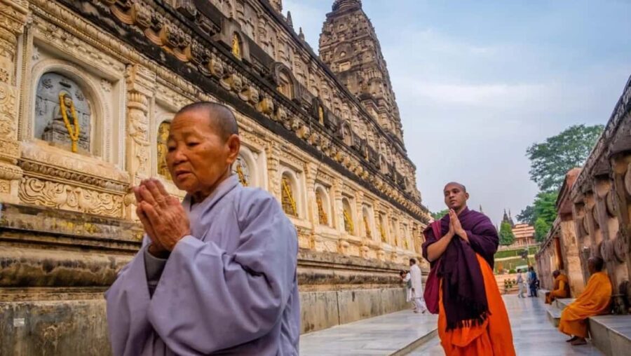 Bodhgaya: Buddhist Pilgrimage Temple & Monastery Day Tour - How the Logistics Enhance the Experience