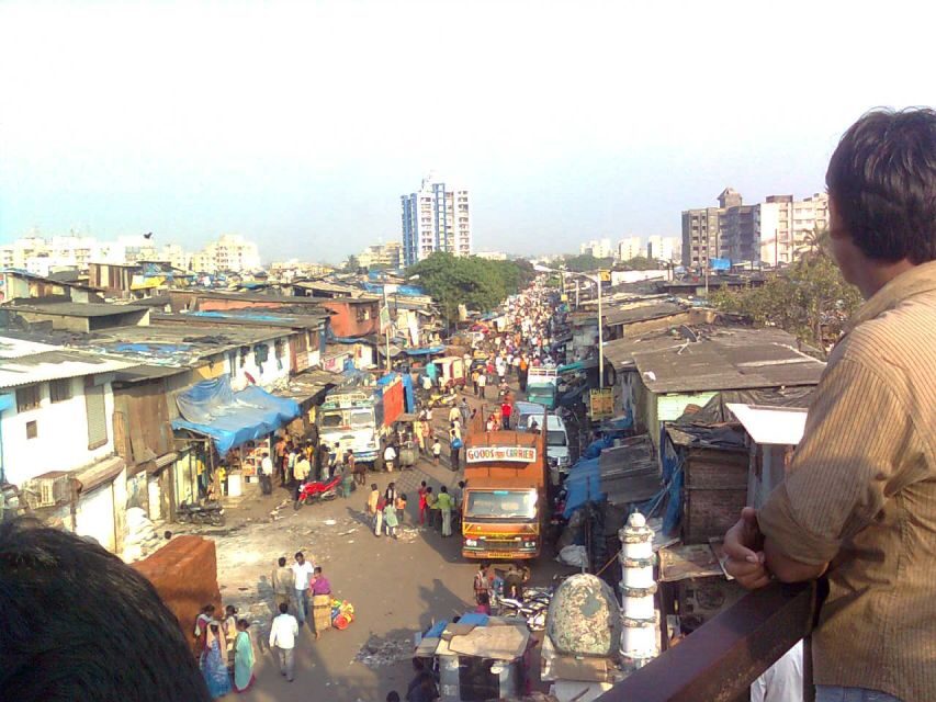 Bollywood tour with Slum Tour & Dance show - Exploring the Tour in Detail