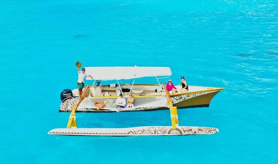 Bora Bora: Half-Day Traditional Canoe Ride in the Lagoon - What Makes This Tour Stand Out?
