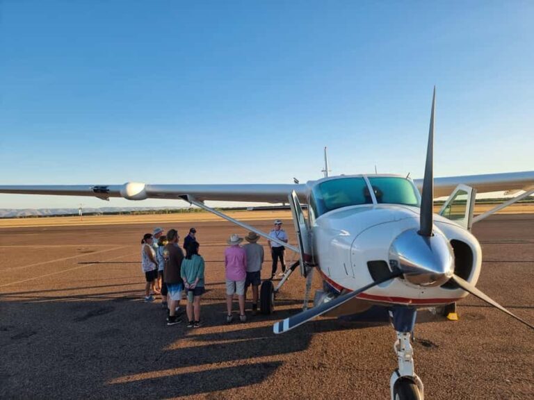 Broome: Fly to Bungles: Best Day Trek with Aboriginal guides - Authenticity and Education