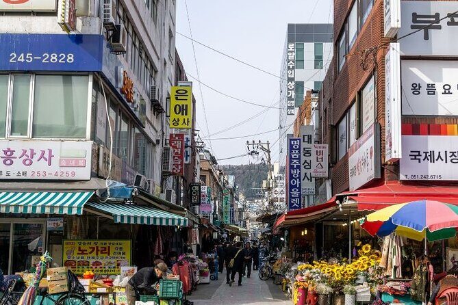 Busan: Jagalchi Market & Gamcheon Village Walking Tour With Guide - Practical Details and What to Expect