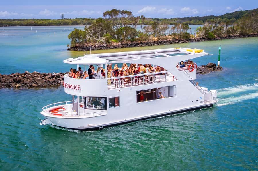 Byron Bay: Cocktails & Long Lunch 3hr Cruise Set Menu - The Itinerary and What to Expect