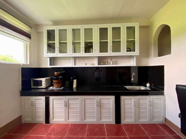 Cabanatuan: Affordable 3BR Guest House for Fun & Comfort - Who Will Love This Guest House?